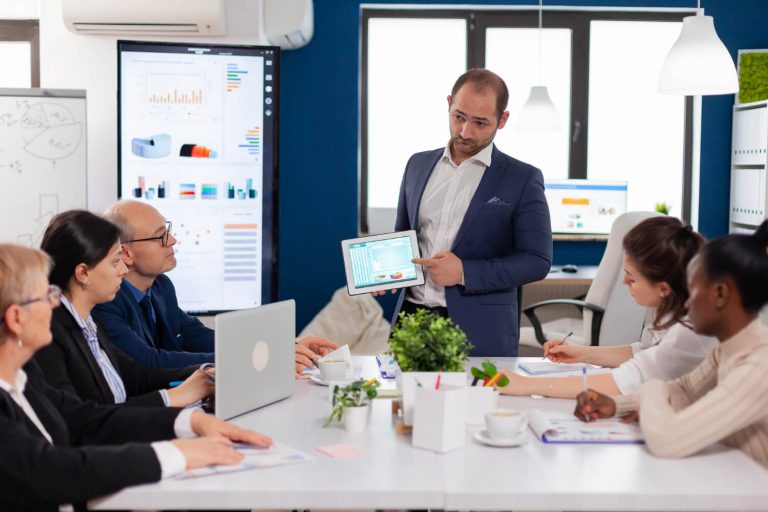 25 Management Consulting Leaders Influencing 2026